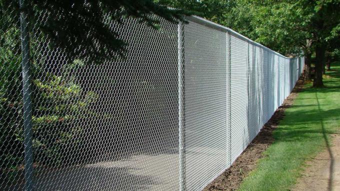 9 gauge Black Powder Coated Chain Link Fencing for Basketball Court