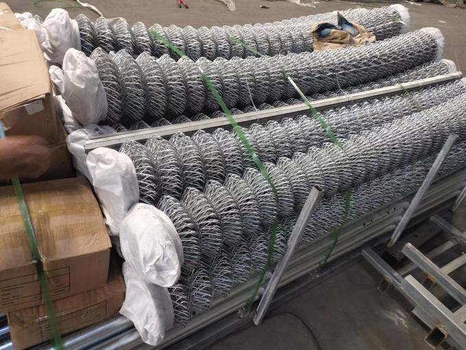 Galvanized PVC Coated Diamond Mesh Wire Chain Link Fence Roll