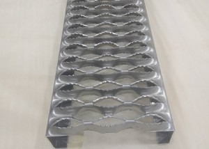 5 Diamonds Walkway Channel Grip Strut Grating