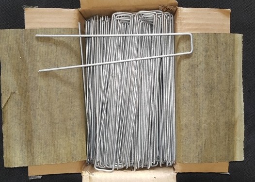 Galvanised Good Quality Strong Steel Ground Staples
