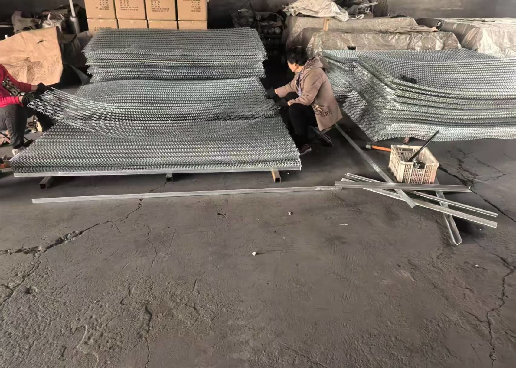 Gothic 1.6mm Thickness Expanded Metal Wire Mesh 1.2 X 2.4 M