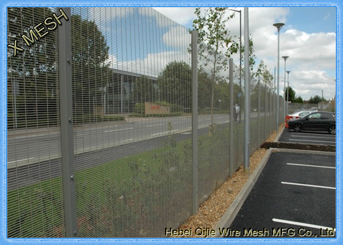 Prison Galvanized Anti - Climbing 358 Mesh Fencing / Security Fencing ...